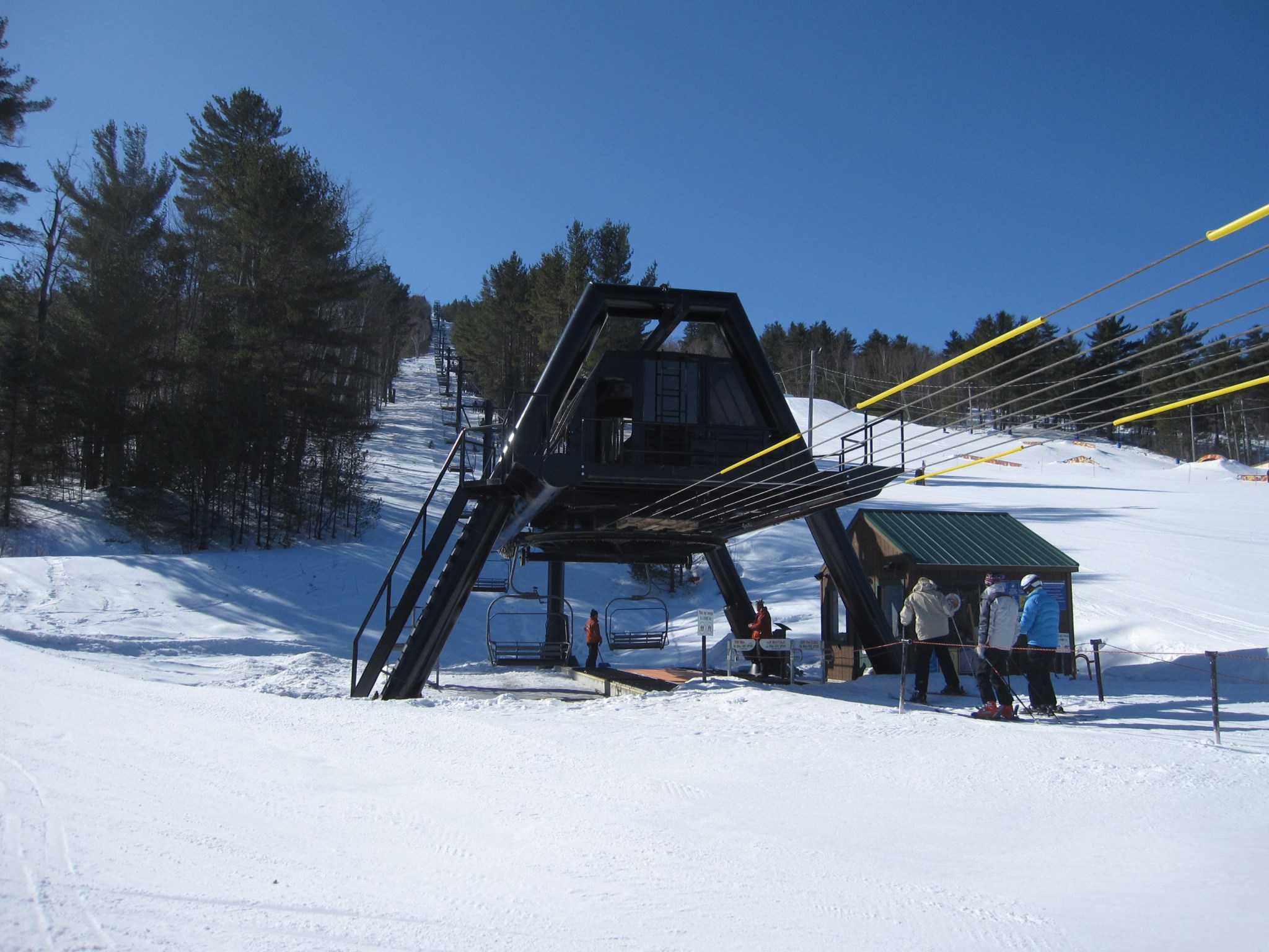 Pleasant Mountain Guide – Mainely Skiing